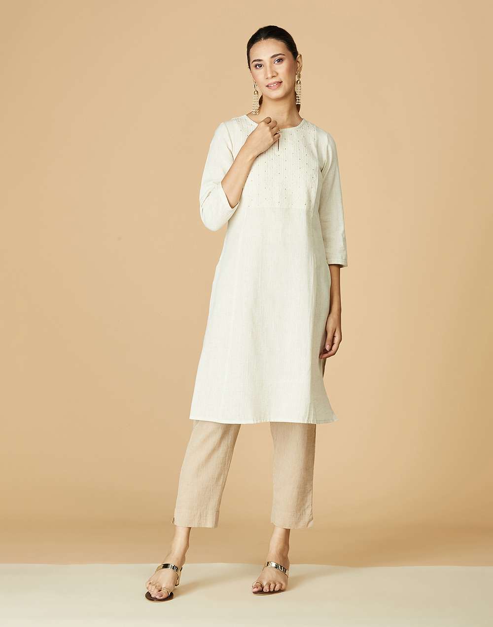 Buy Natural Cotton Linen Knee Length Kurta For Women Online At Fabindia buy-natural-cotton-linen-knee-length-kurta-for-women-online-at-fabindia
